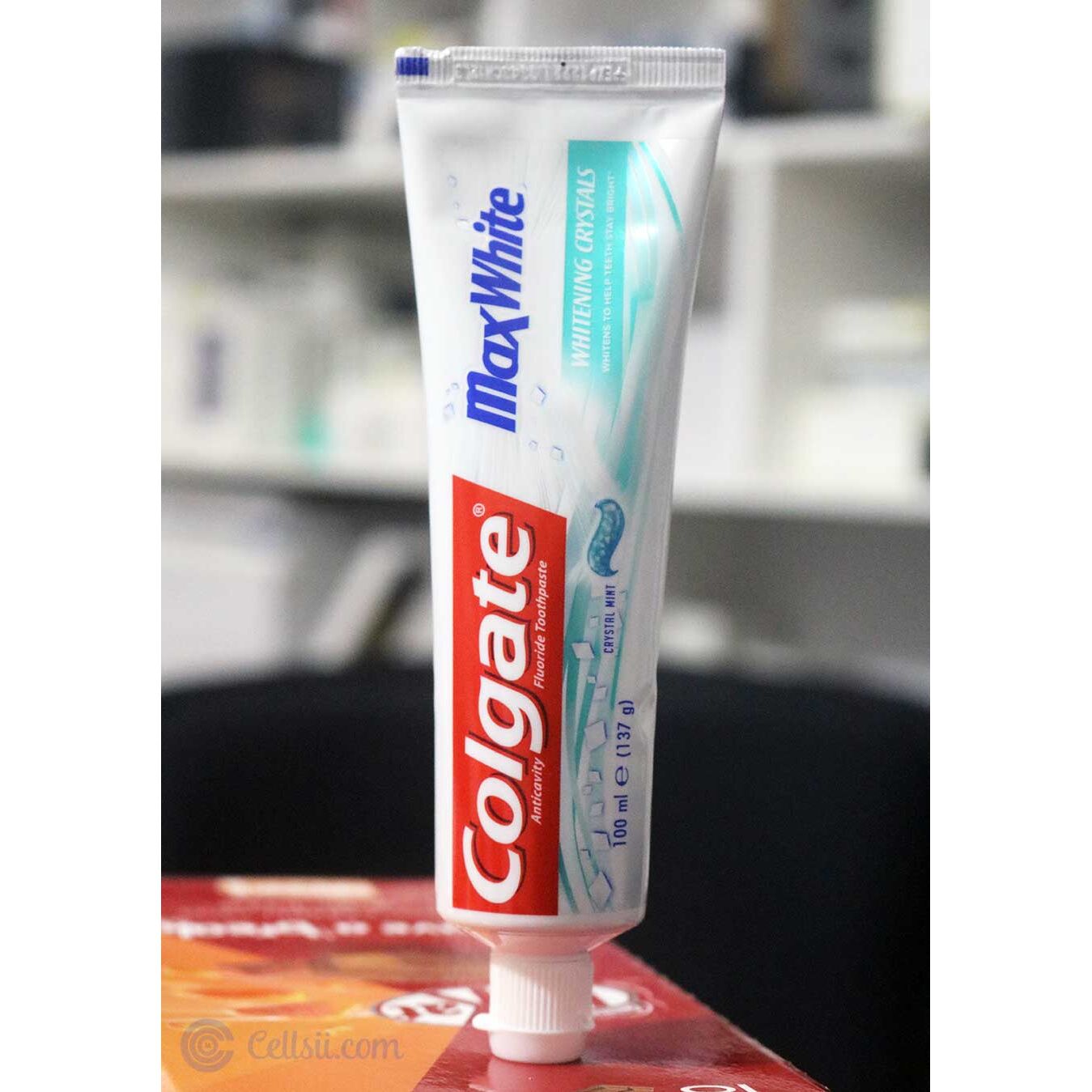 Colgate Max White Whitening Crystals Mint Fluoride Toothpaste 100ml ...